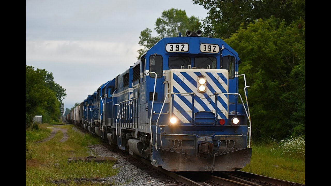 GP35s and long freight trains in Durand Michigan! - YouTube