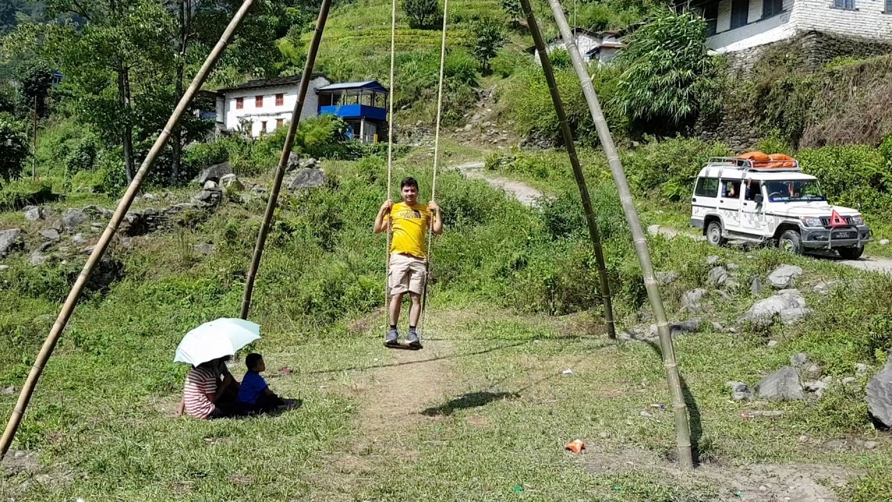 Linge ping of Nepal, On the way to poonhill - YouTube