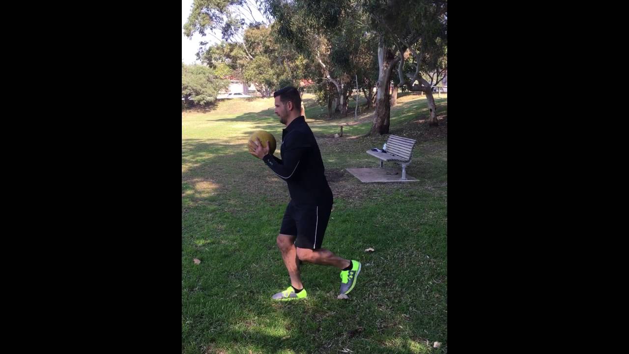 MB reverse lunge - YouTube