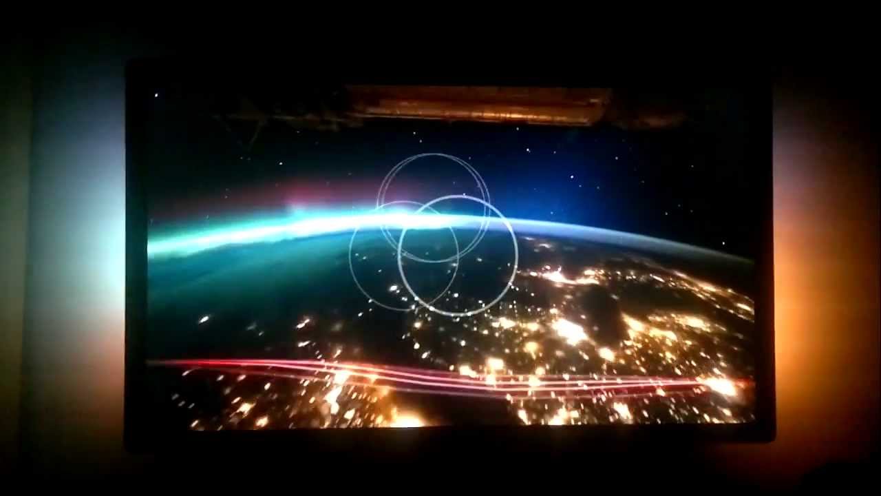 Touch Intro on Philips 7666t with Ambilight Spectra 2 - YouTube