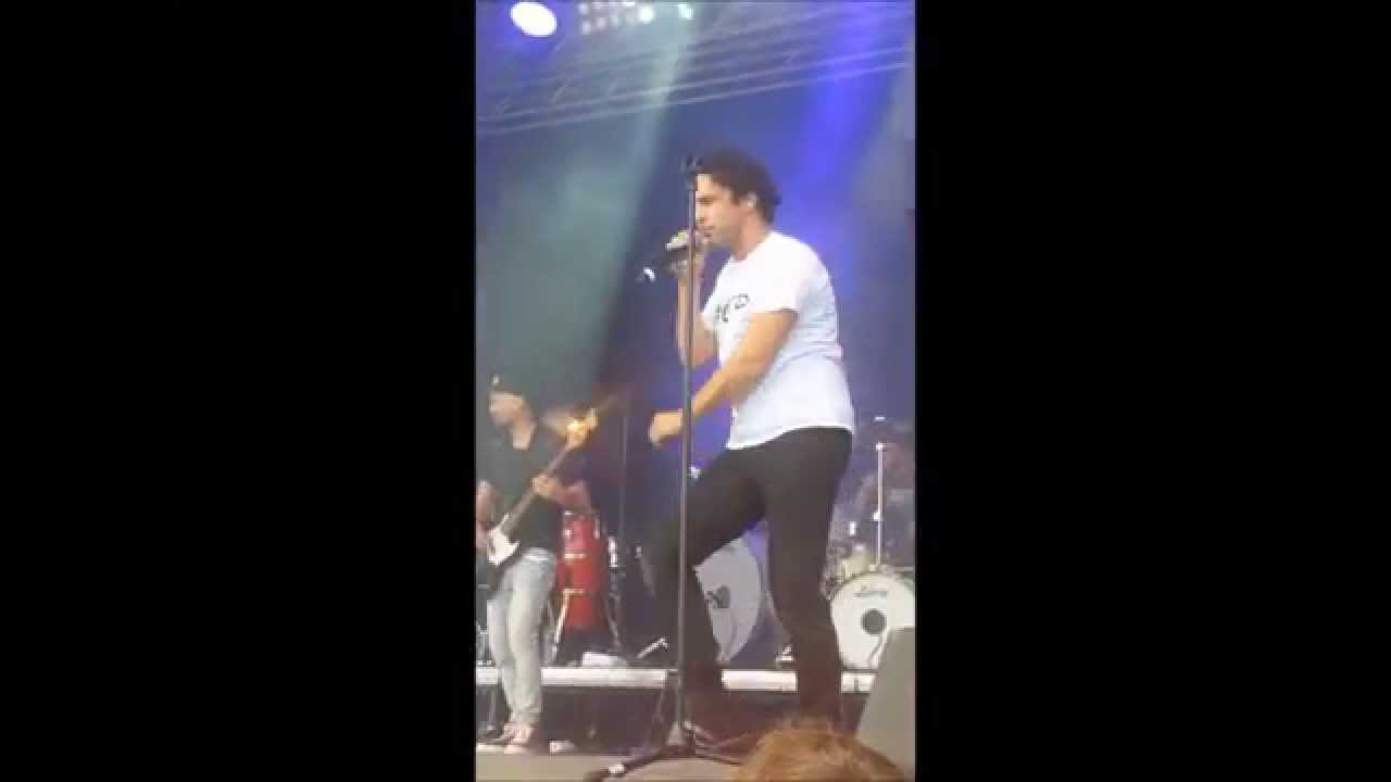 Ylvis with Mr toot at Fjordfesten - YouTube