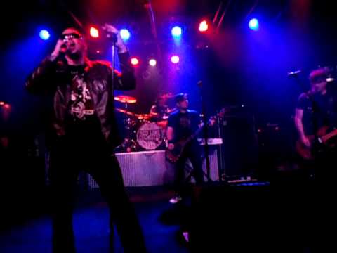 Red Line Chemistry Performs "Dumb Luck" Live At McGuffy's In Dayton ...