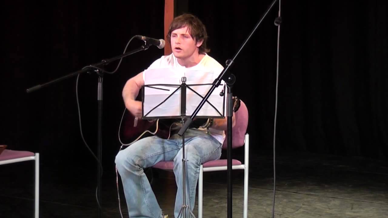 Singer Songwriter live at Glasgow Jordan Hill campus - YouTube