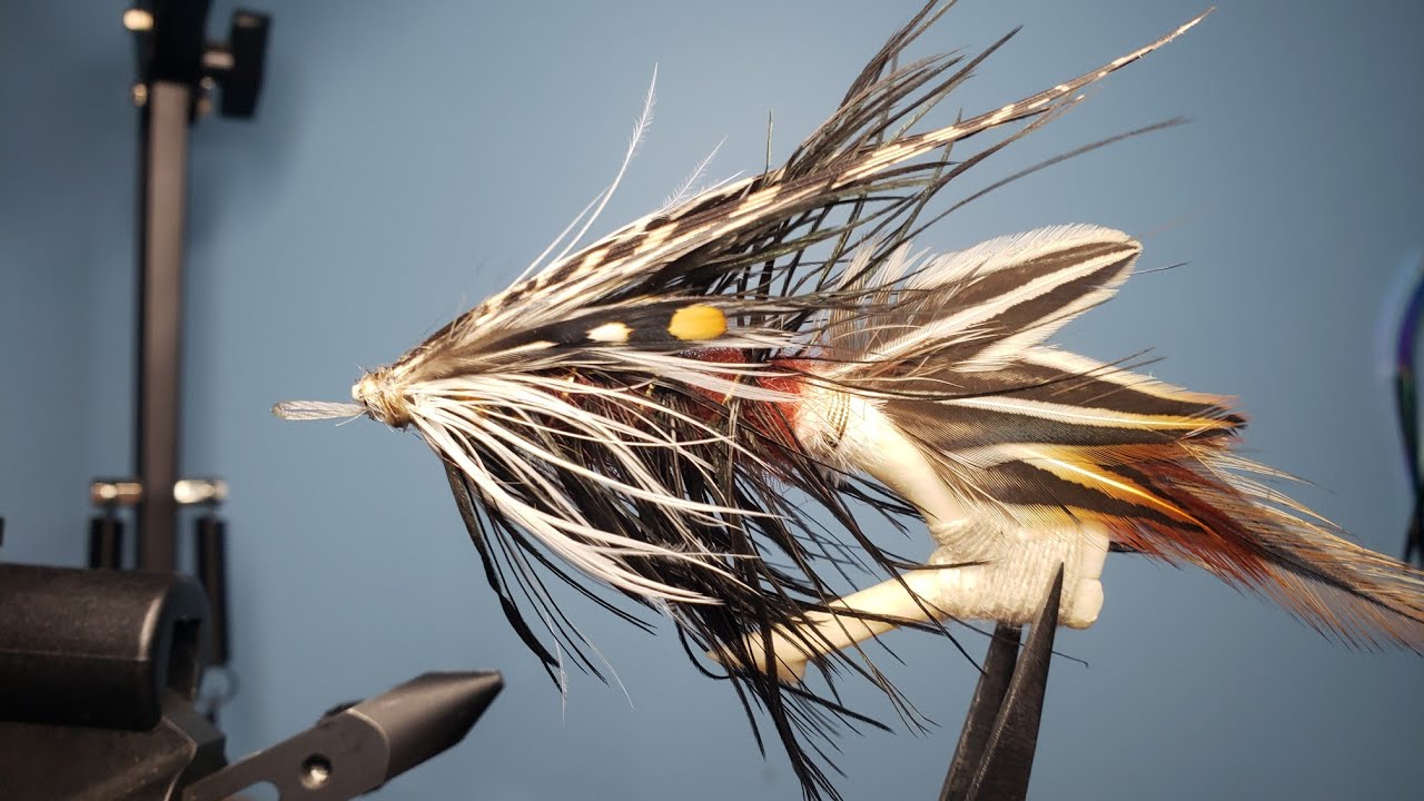 Tying a freestyle fly on a POLYNESIAN BONE HOOK, in hand; Part 1 - YouTube