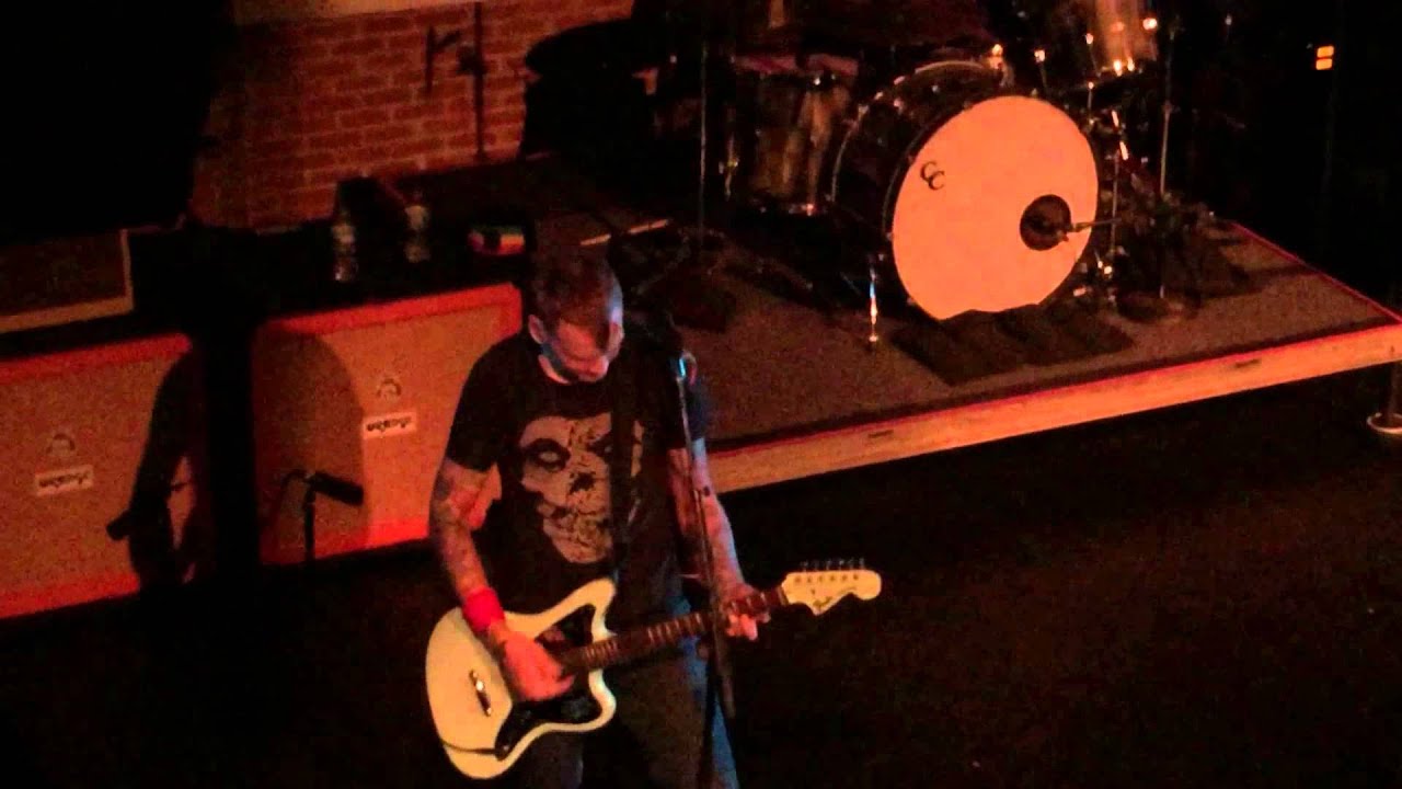 Alkaline Trio - 97 (Encore) | Past Live Night 4 [Brooklyn 2014] - YouTube