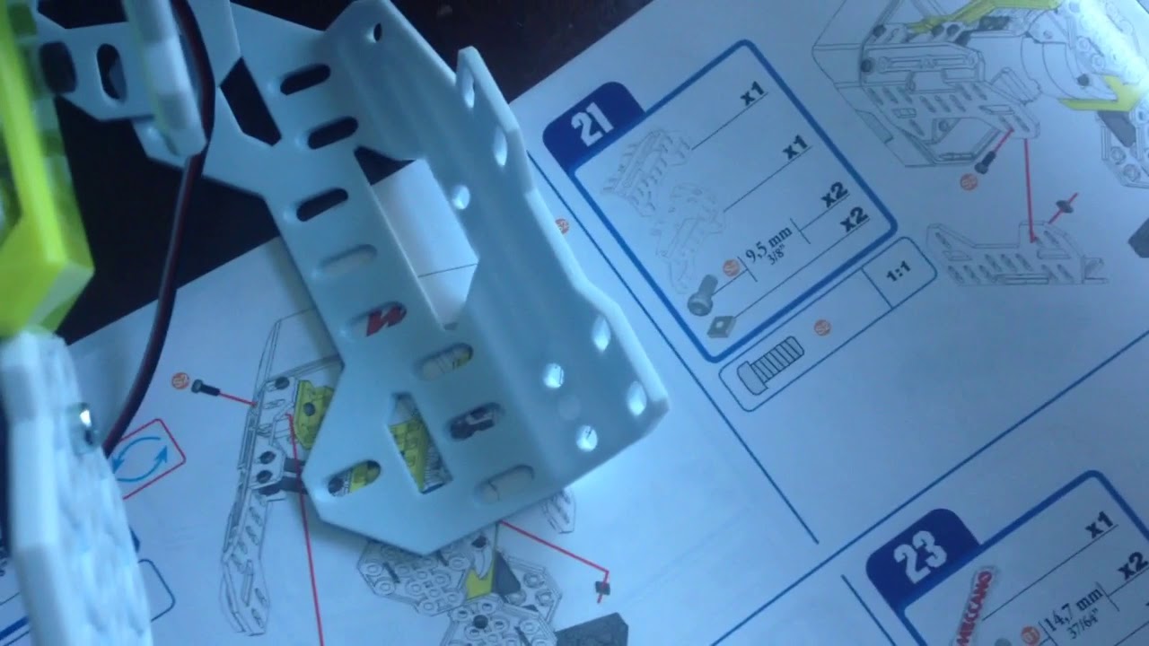 Max meccano assembly step 21 and 22 - YouTube