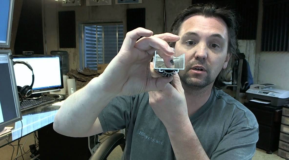 Pemko 217APK Mill Finish Aluminum Door Shoe - Pemko Prene insert - YouTube