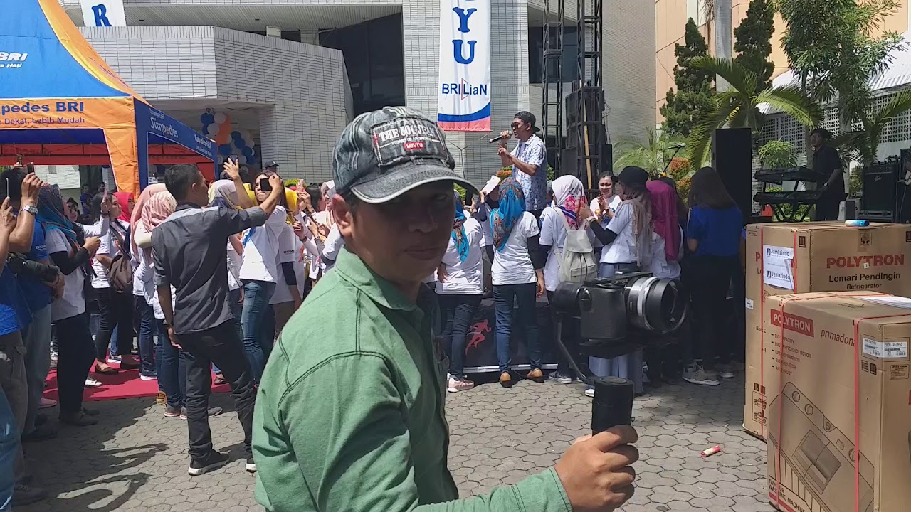 BRI Madiun- Dudi Oris|Yovie & Nuno (Manusia Bodoh) - YouTube