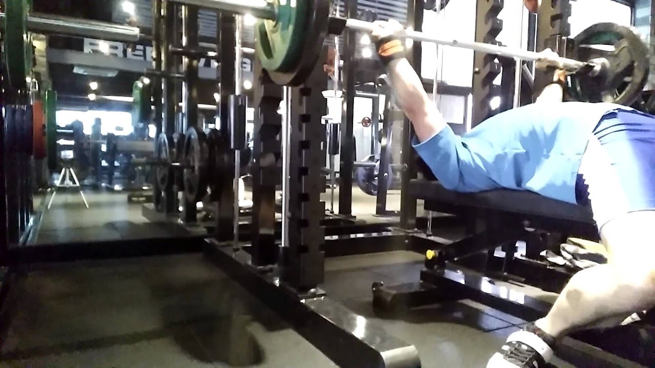 smolov jr bench 95kg 2x4 80kg 5x7 - YouTube