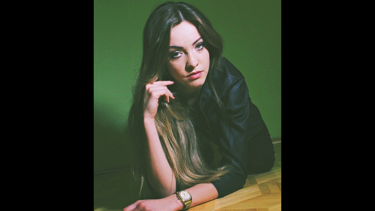 Sara Beautiful Polish Cute Girl. Must see. - YouTube