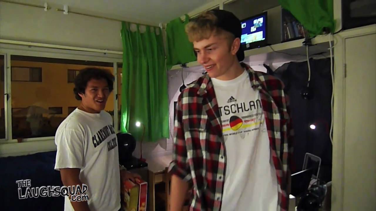 Pimp My Dorm-Claremont McKenna College - YouTube