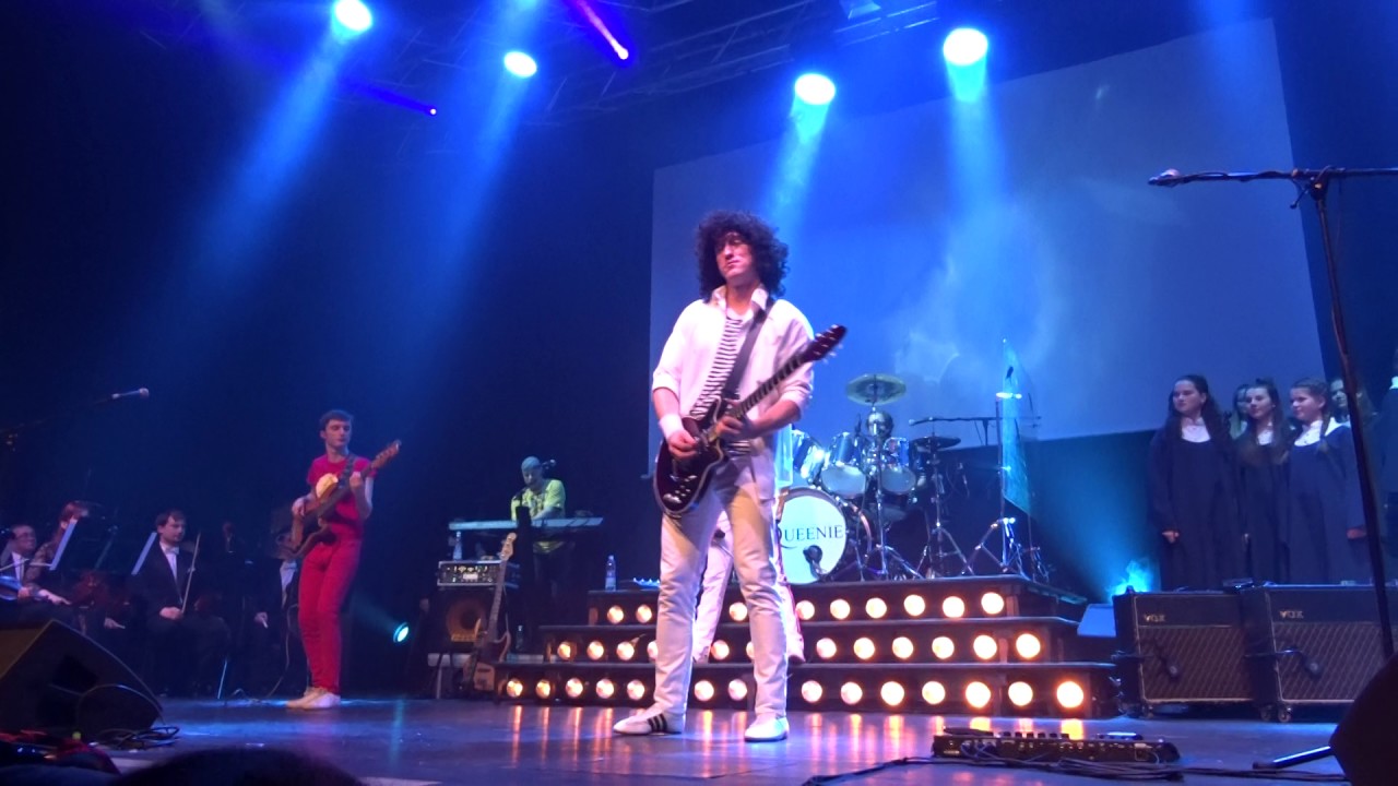 Queenie - Bohemian Rhapsody - Sono Brno 2016 (Queen tribute Band) - YouTube