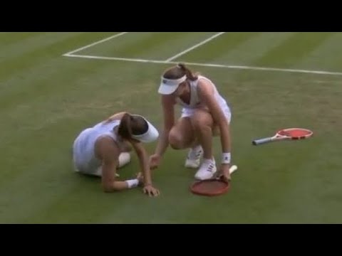 Elena Rybakina rushes to the aid of her opponent Alize Cornet!