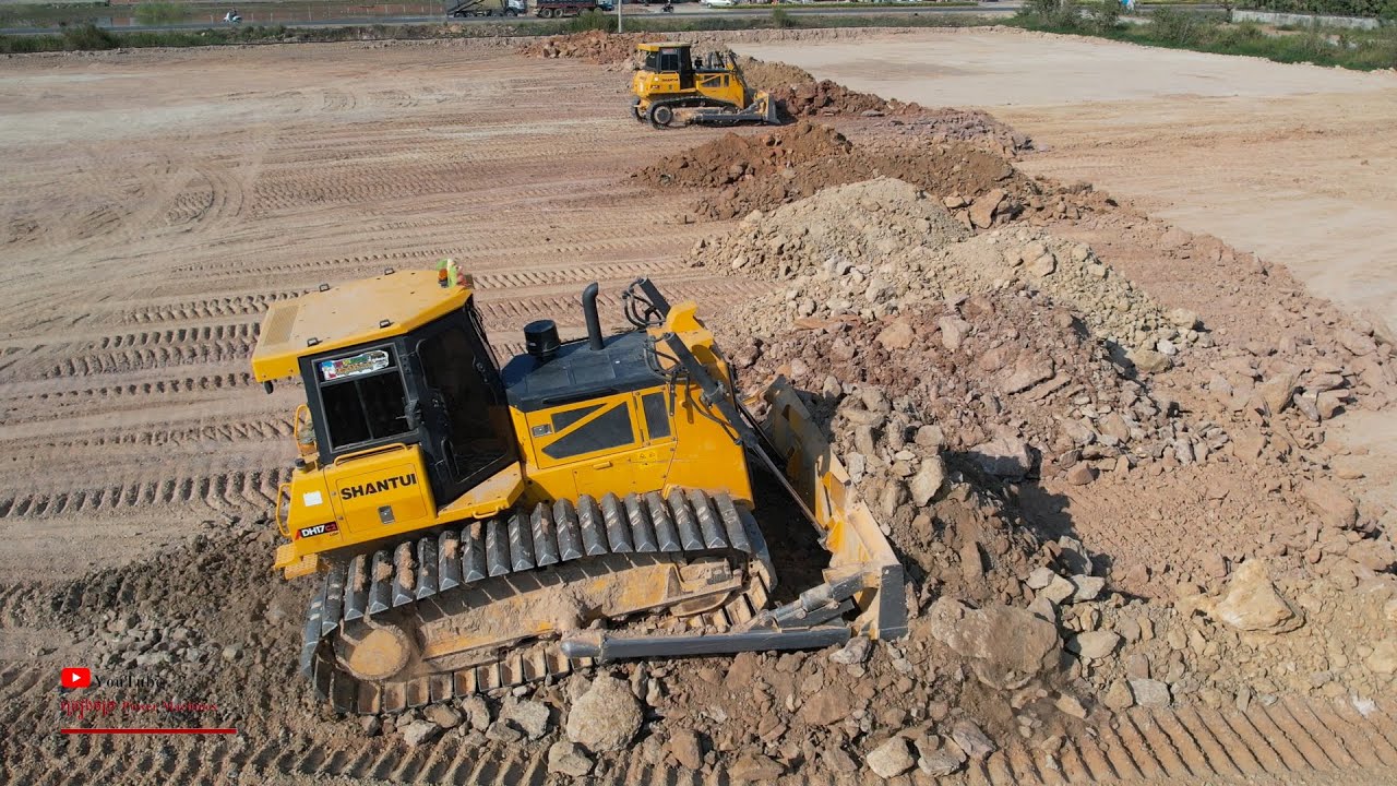 Bigger Bulldozer Push Cutting Land Clearing Activities Jobs Dump Truck ...