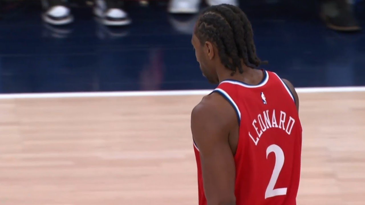 LA CLIPPERS SHOW OFF THEIR FIREPOWER - YouTube