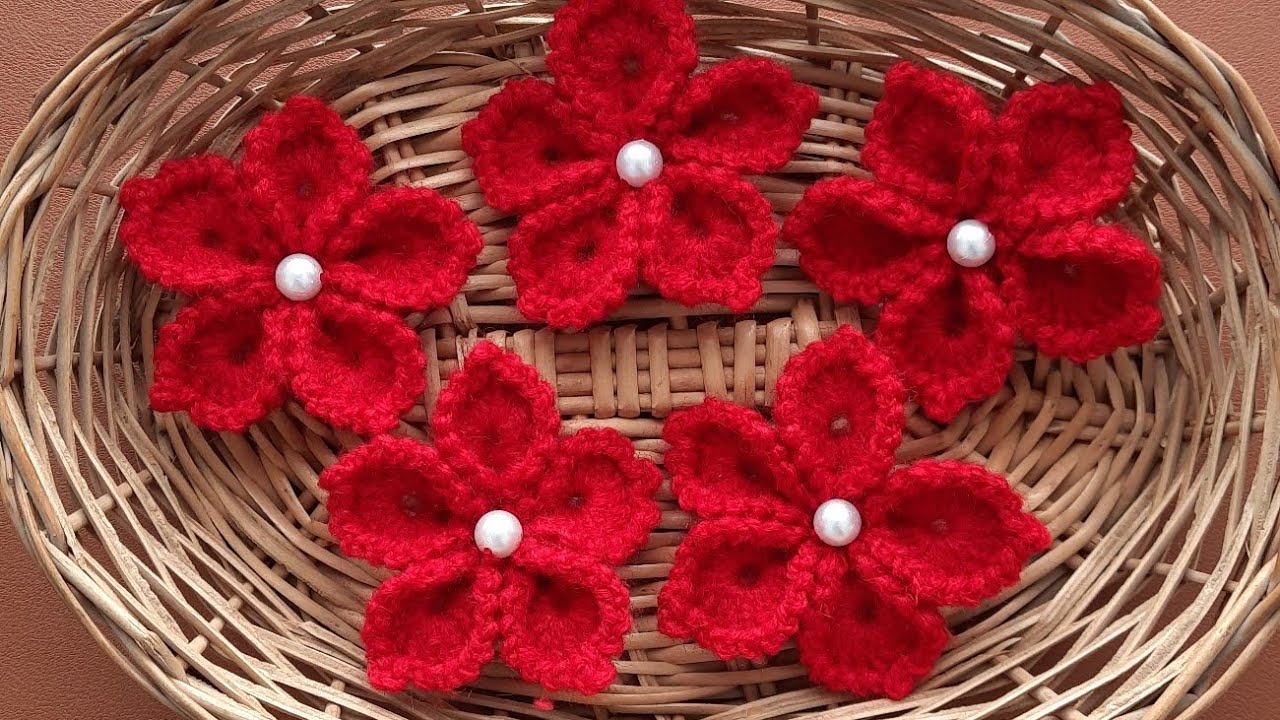 How to crochet Red petals flowers easy method - YouTube