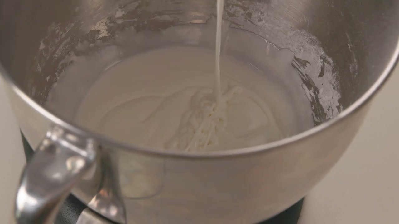 Homemade Gum Paste For Your Gumpaste Flowers With 4 SIMPLE Ingredients homemade-gum-paste-for-your-gumpaste-flowers-with-4-simple-ingredients