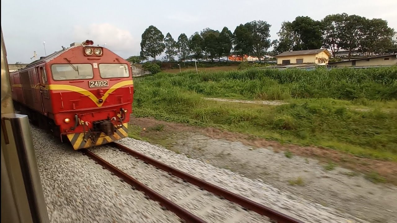 KTMB Class 24123 (Tok Naning) with Ekspres Selatan 45 departing Layang ...