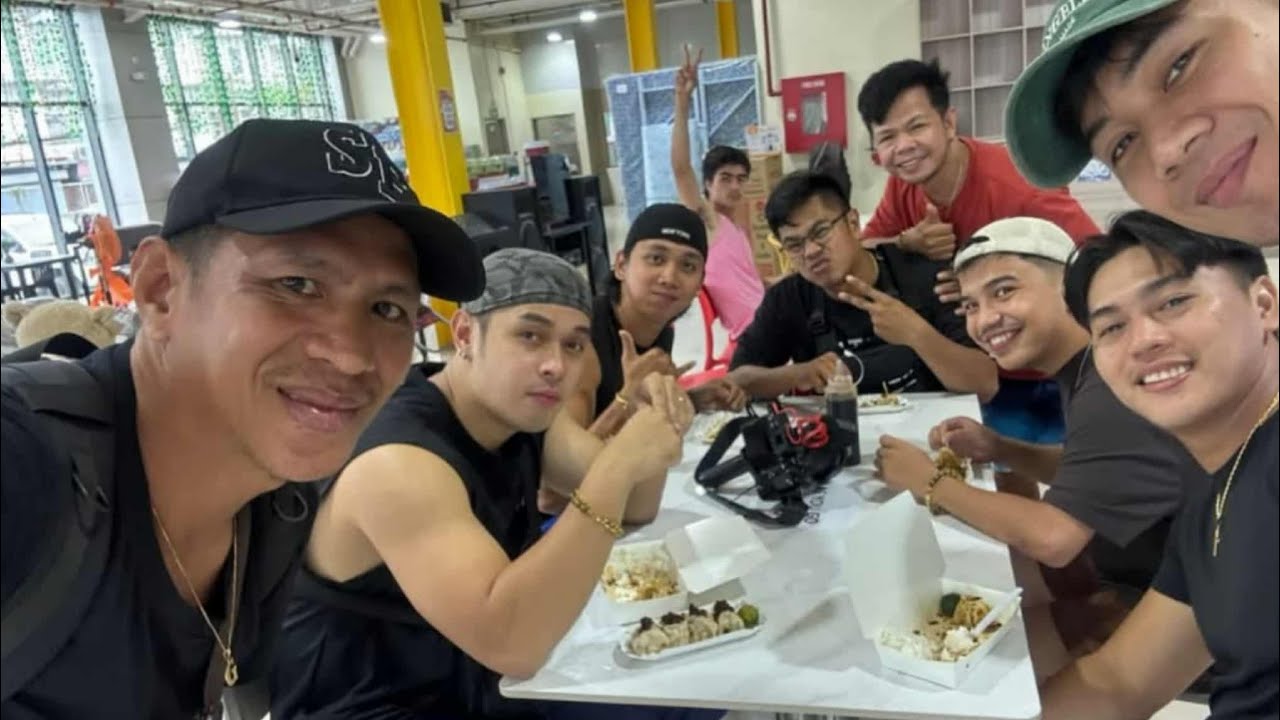 MERON AKONG KWENTO - YouTube