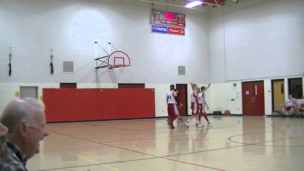 Amazing 3/4 court shot with 2.4 seconds left! - YouTube