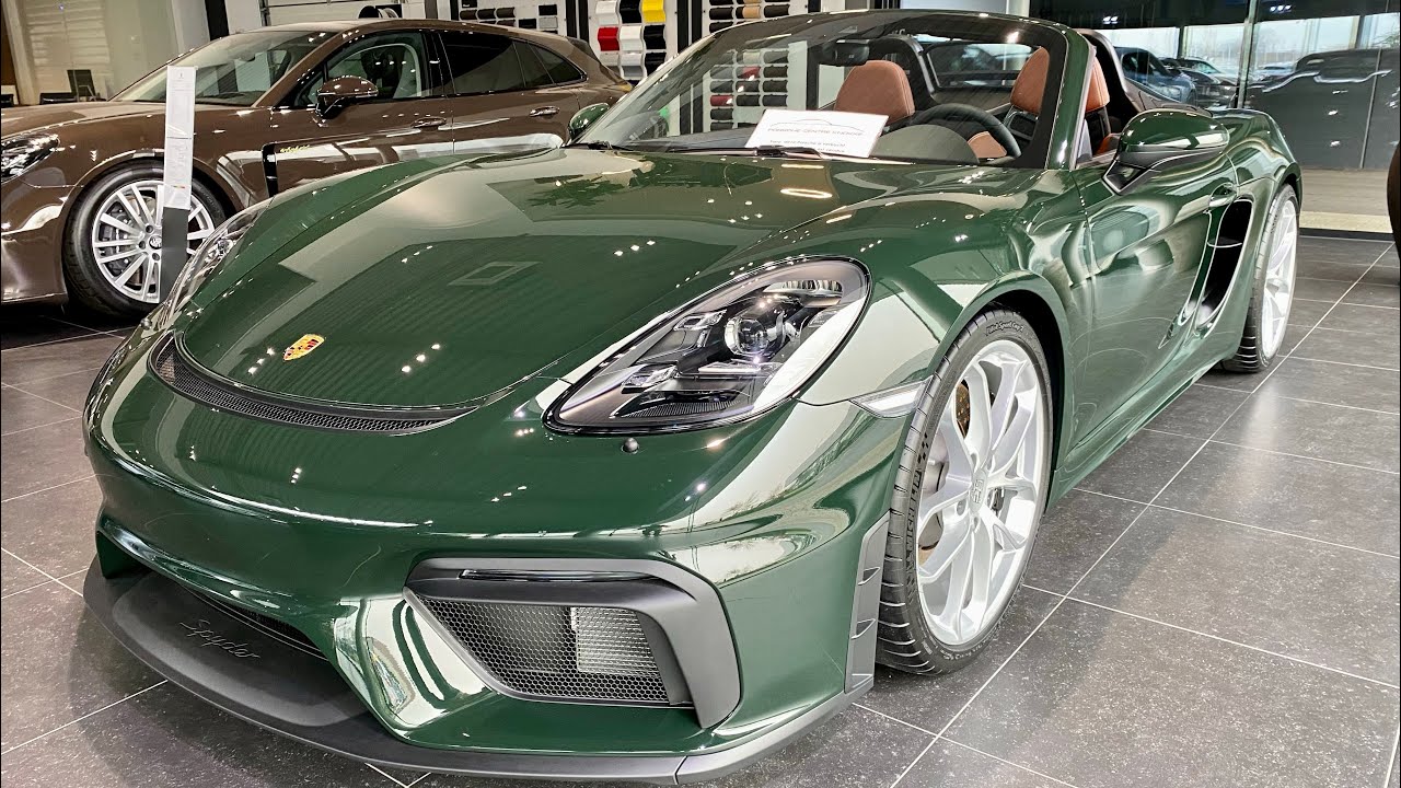 Porsche 718 Spyder in Brewster green | Walkaround - YouTube