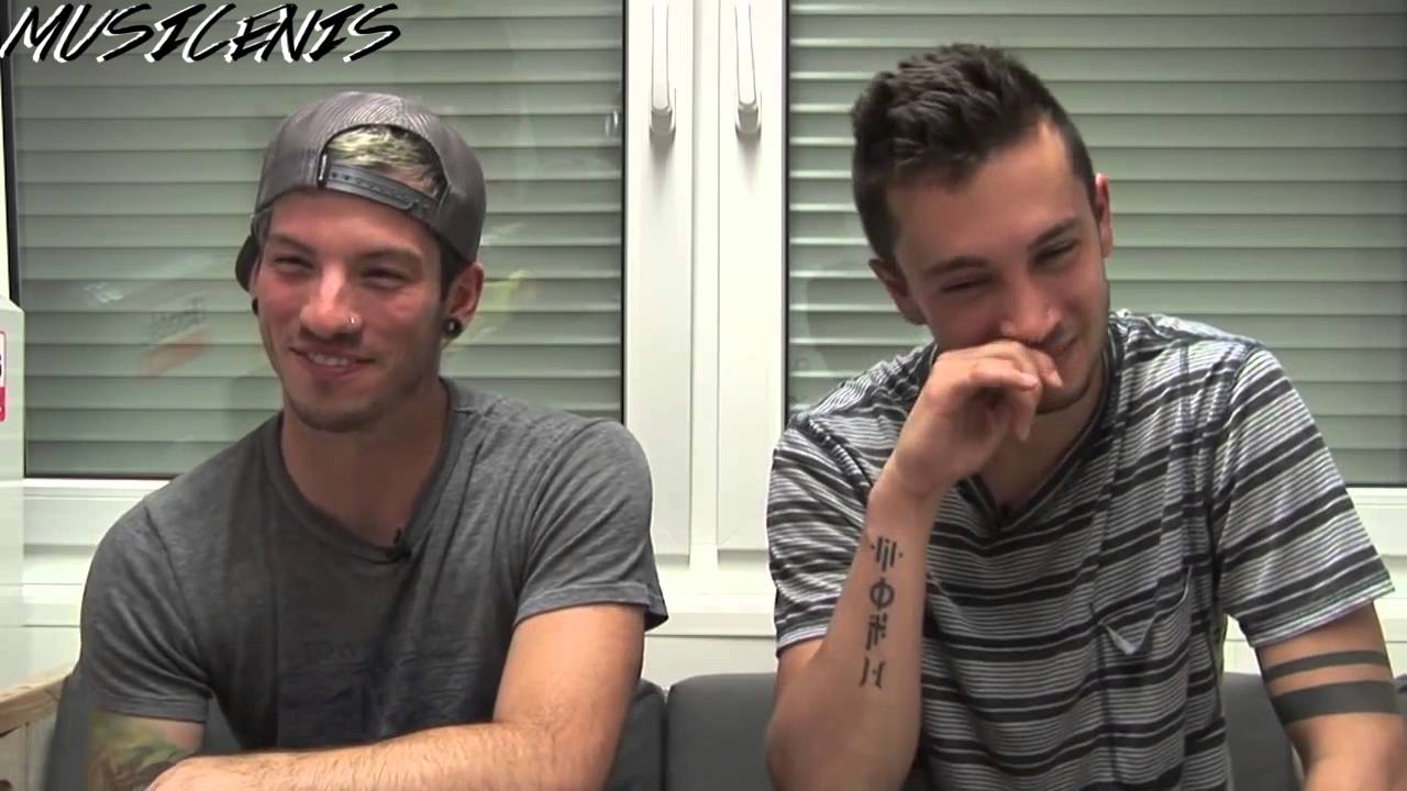 twenty one pilots - Cute/Funny Moments 9 - YouTube
