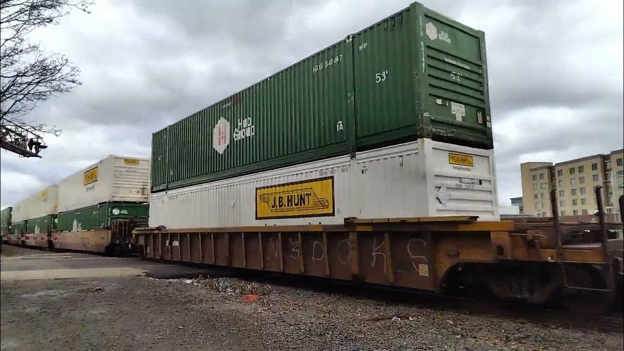 NS 26C With an SD70IAC Leader. - YouTube