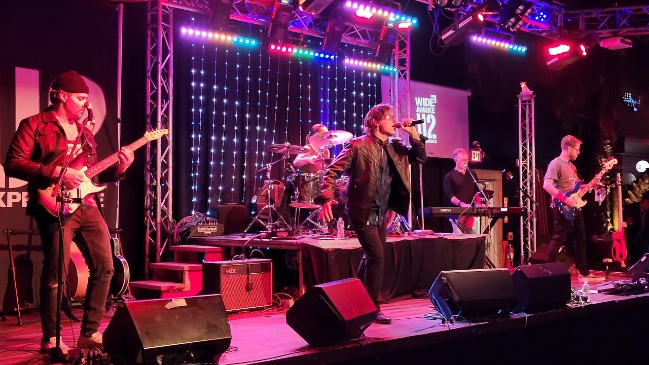 Vertigo - Wide Awake A U2 Experience - YouTube