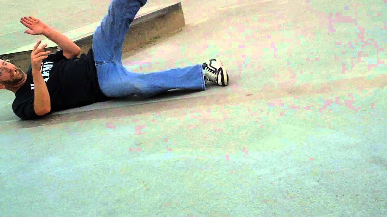 How to Survive A Skateboard Wipeout - YouTube