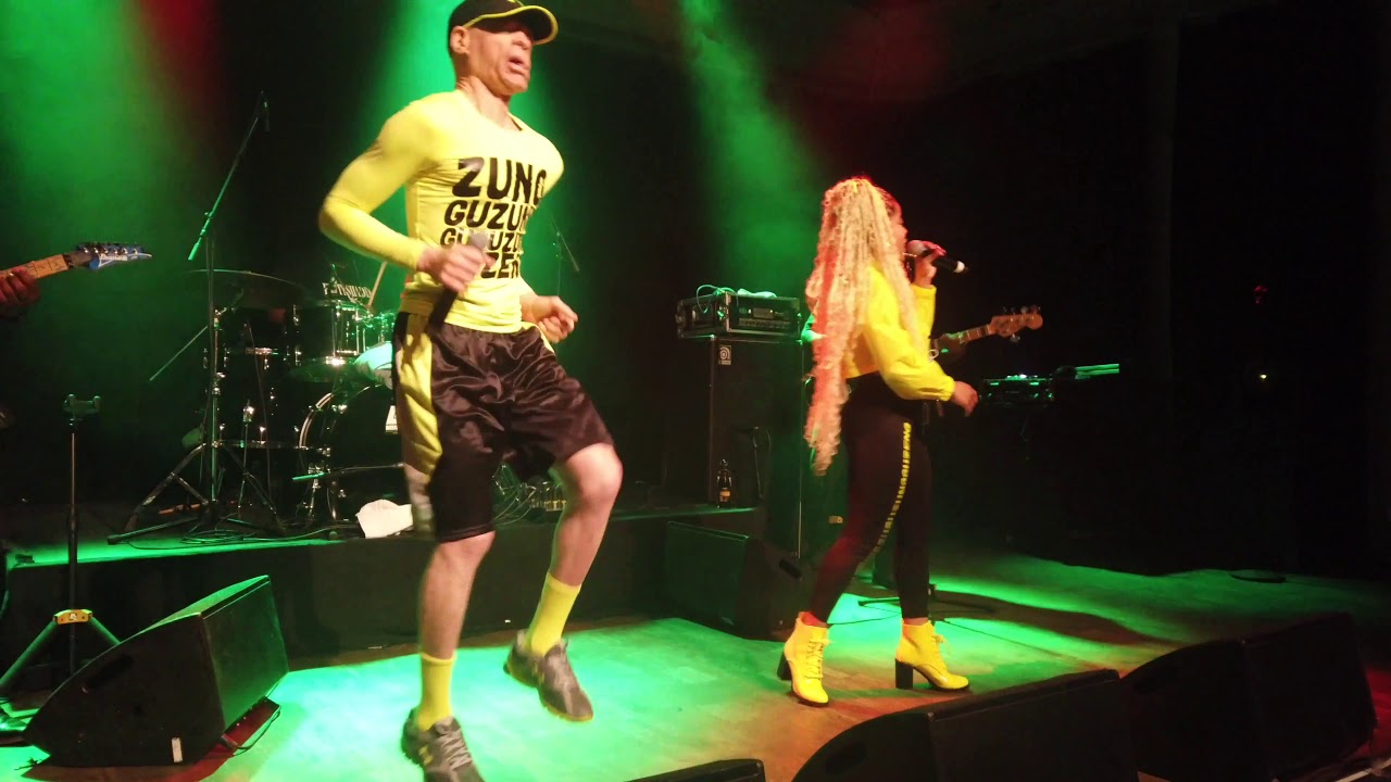 King Yellowman and K'reema live in Europe. - Nobody Move - YouTube