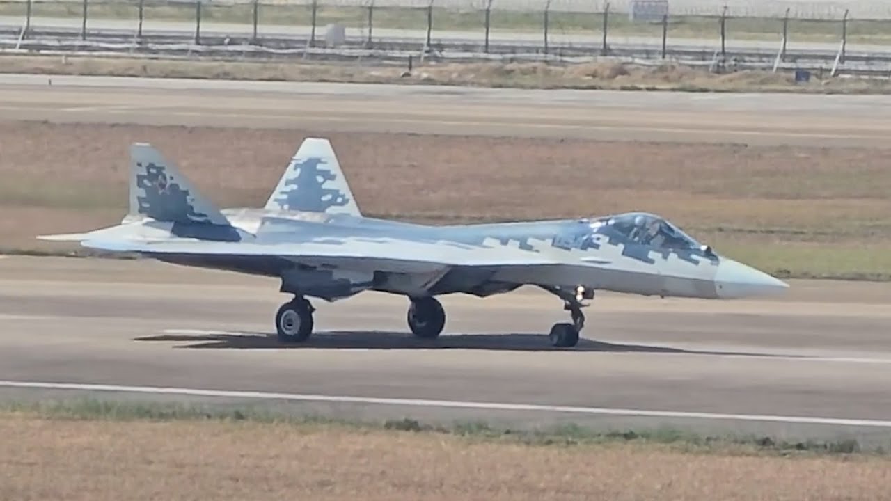 How strong is the maneuverability of the Su-57? Performance at the ...