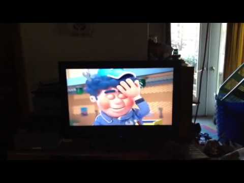 Roary Sees Red - YouTube