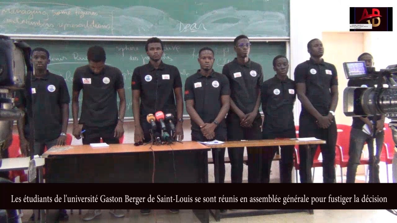 Les étudiants de l'université Gaston Berger Alpha issaga Diallo, le ...