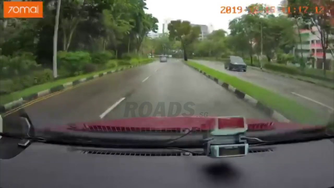 Is driving against the traffic the in thing now - YouTube