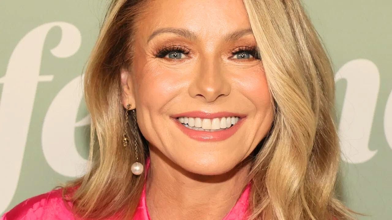 Kelly Ripa's Jaw-Dropping Throwback: Unbelievable Doll-Like ...
