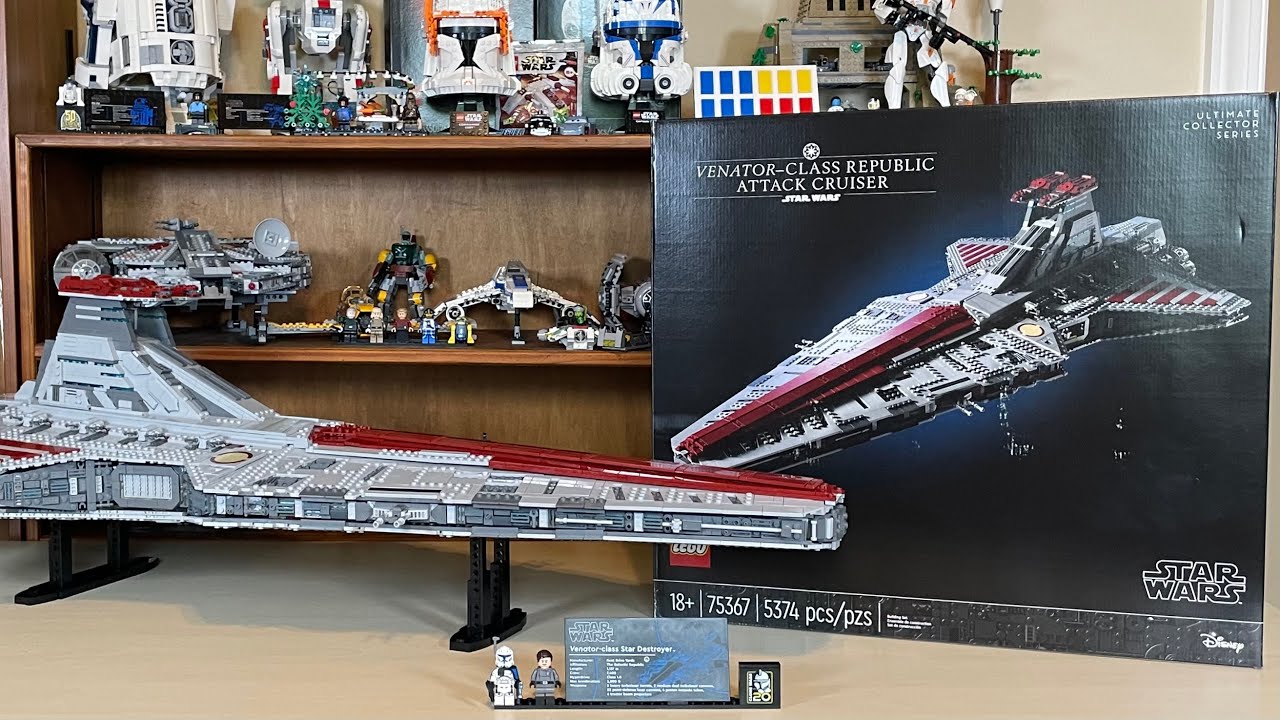 LEGO UCS Venator (75367) Detailed Review! - YouTube