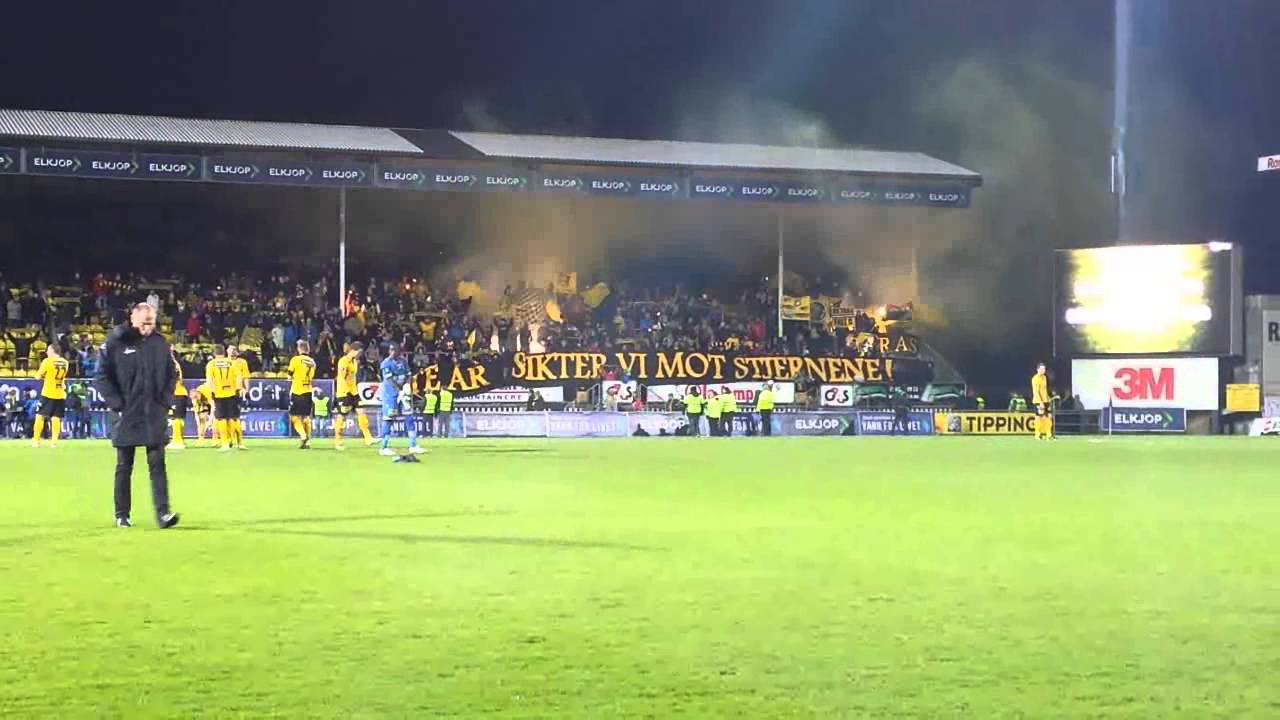 Lysshow på Åråsen Stadion! - YouTube