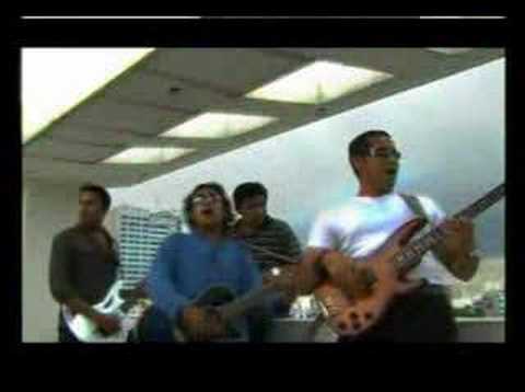 Nirjhor - Ochena Mon - YouTube