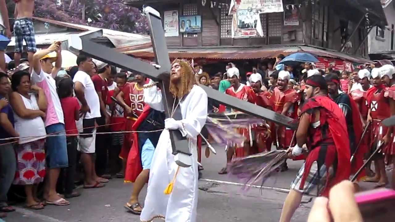 Sinakulo 2012 Pilar, Bataan part 1 (nangiti pa si Jesus) - YouTube