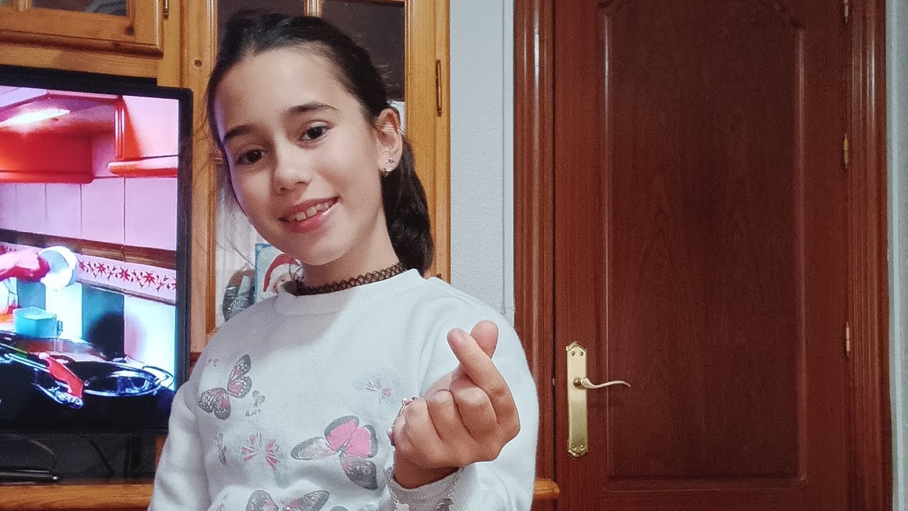 jugando a uno dia 3/5 - YouTube