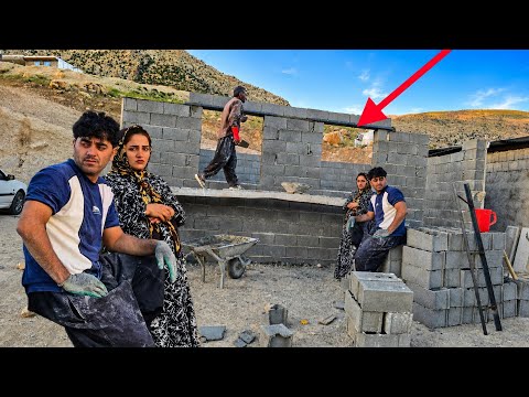 💪🔥 Backlog completed! Installing the door and continuing to build the house for a better future
