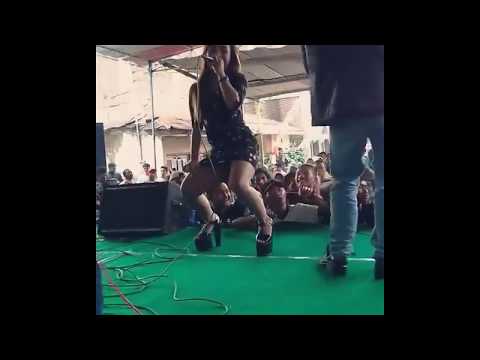 PENOTON MENANG BANYAK DI KASIH GOYANG HOT NYA