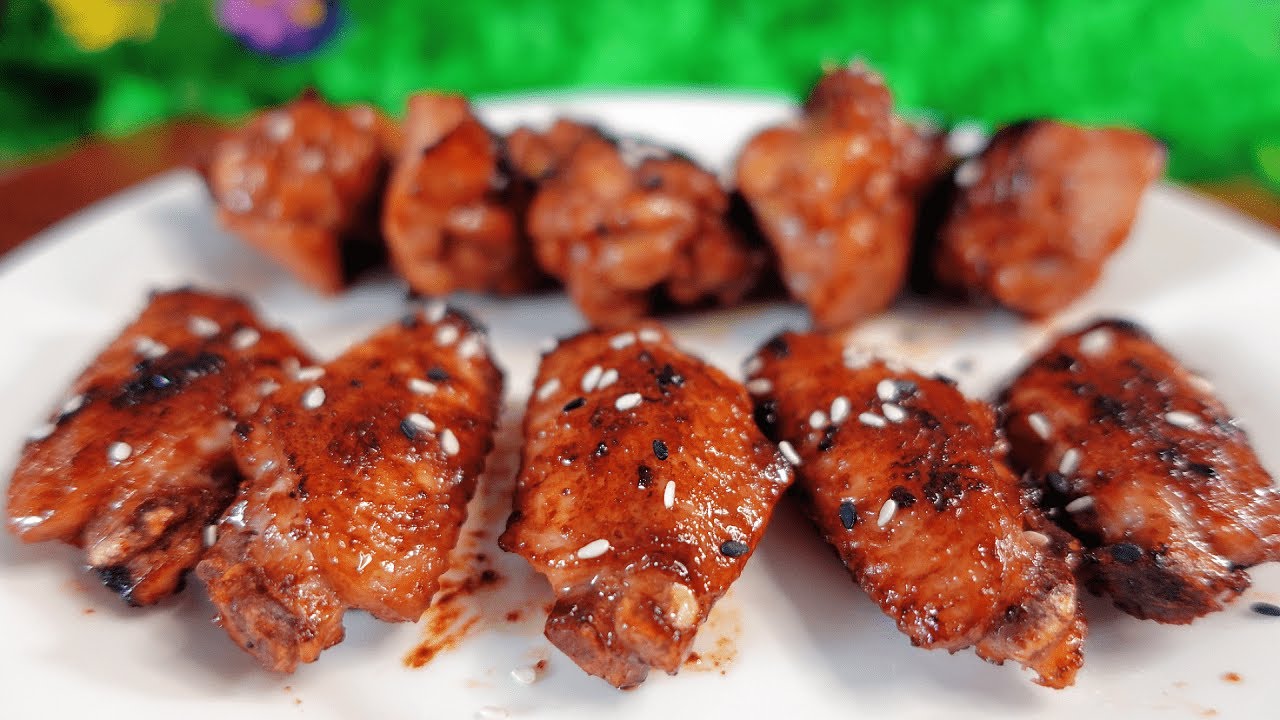 Simple and Delicious Chicken wings recipe! - YouTube