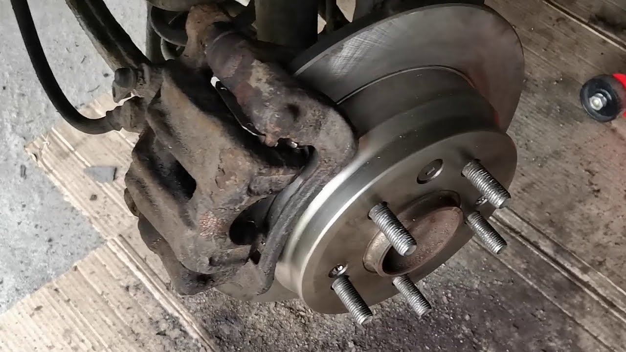 Hamulce Ty zasadniczy r czny W Samochodzie Hyundai I30 Wymiana Tarcz hamulce-ty-zasadniczy-r-czny-w-samochodzie-hyundai-i30-wymiana-tarcz
