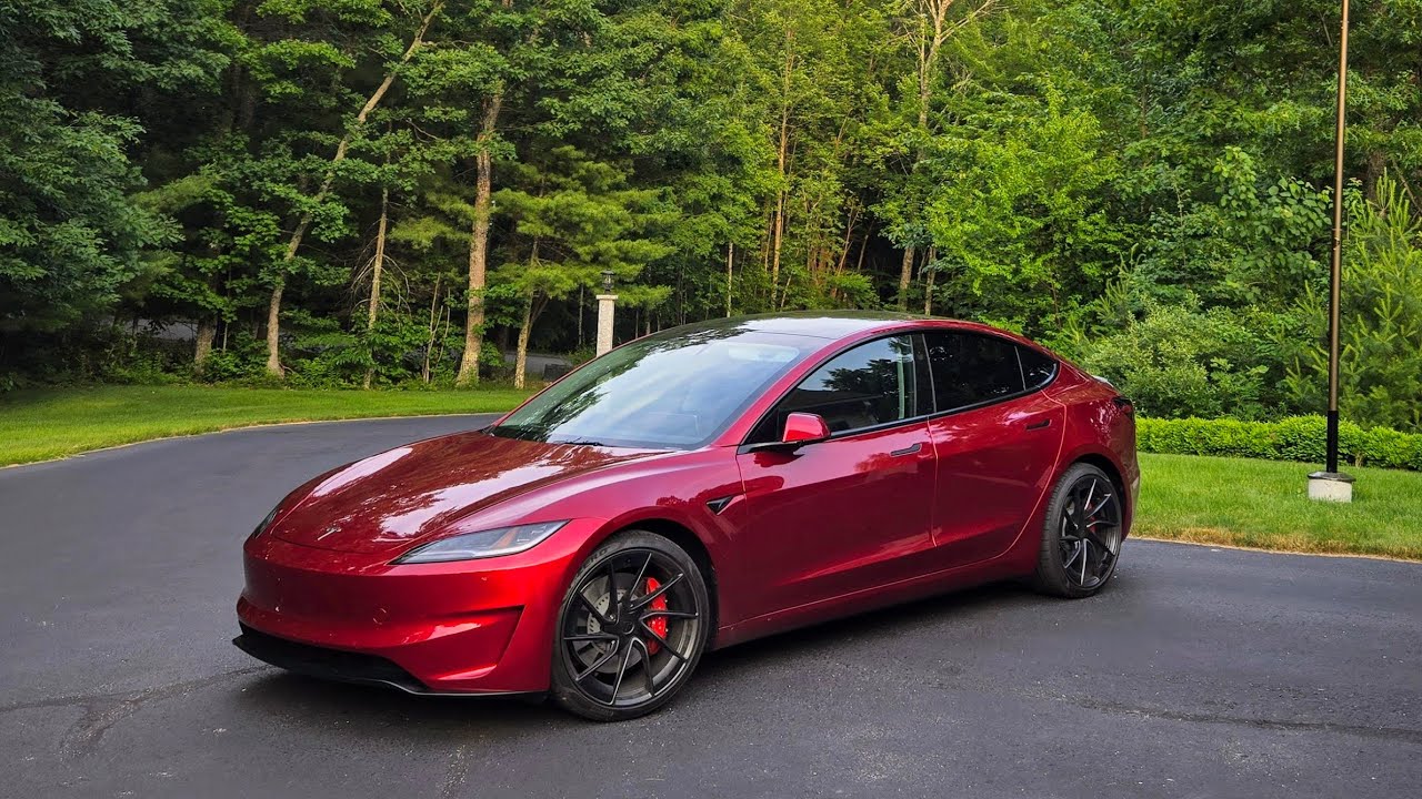 Suntek CXP70 & CIR20 Window Tint : Ultra Red Model 3 Performance - YouTube