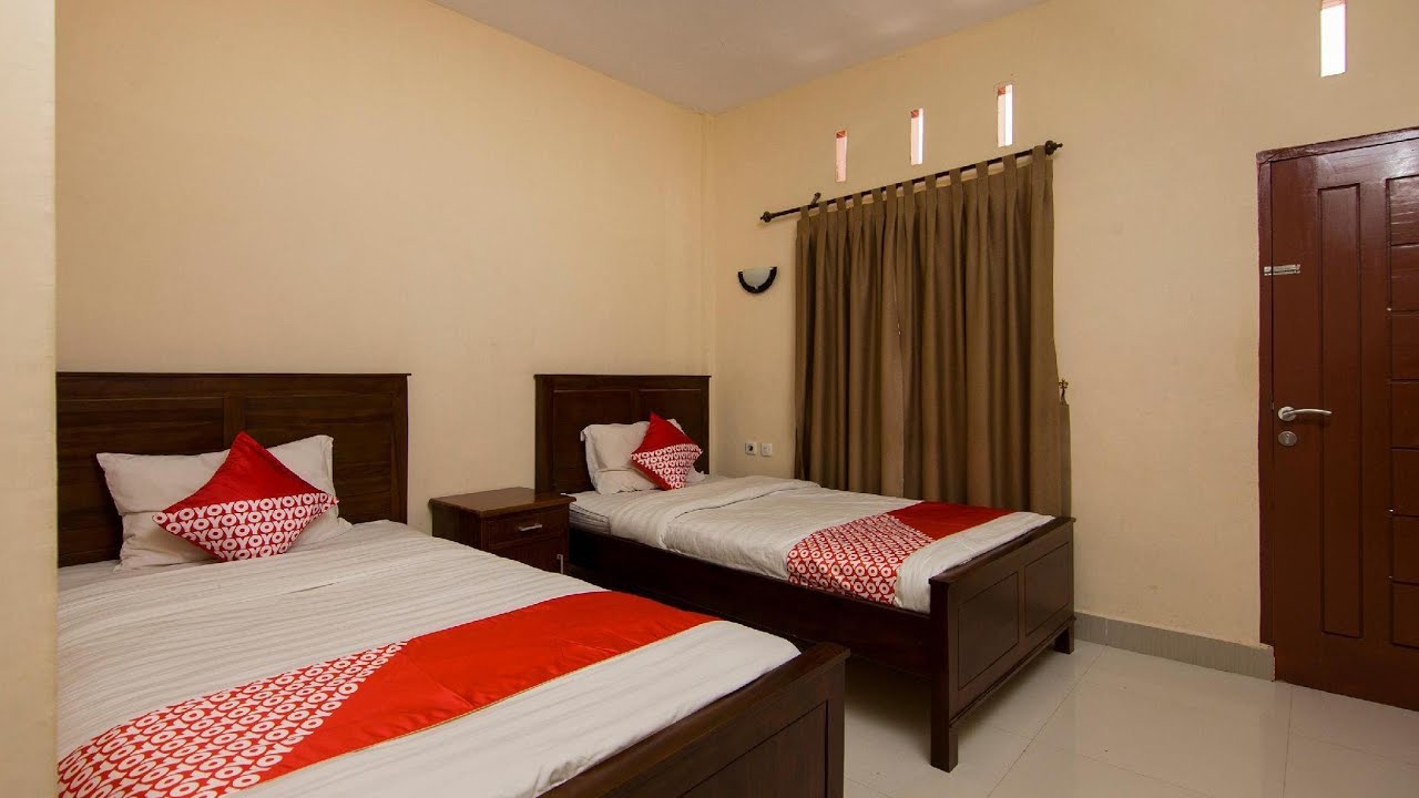 OYO 1488 Prima Hotel, Samosir, Indonesia | Travel With Vedika - YouTube