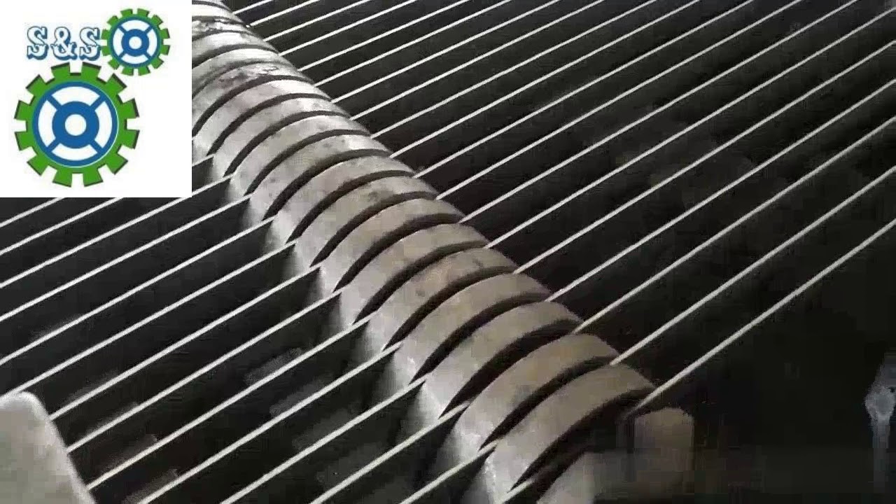 Electro Forged Grating Welding Machine - YouTube