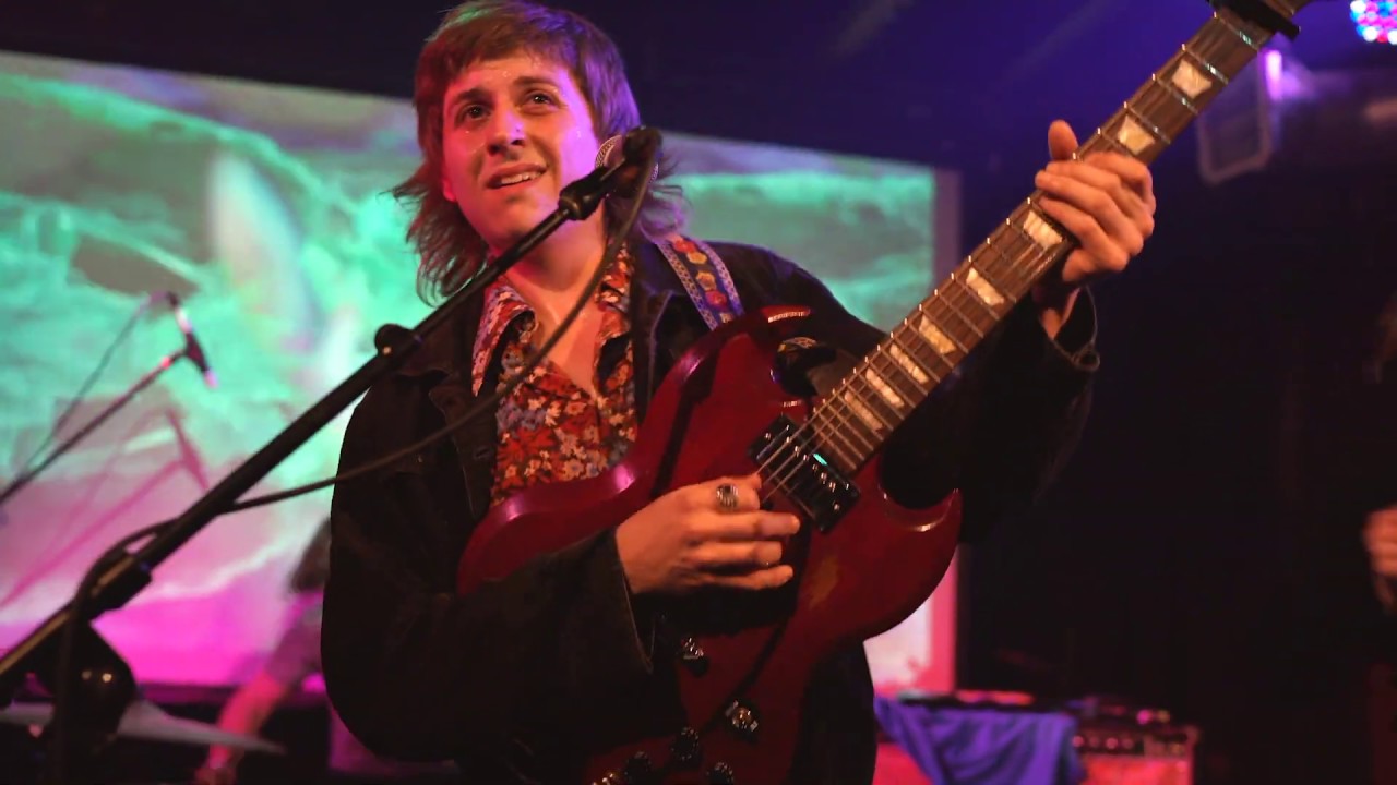 Timothy Eerie - Yeah Baby Alright (Official Live) - YouTube