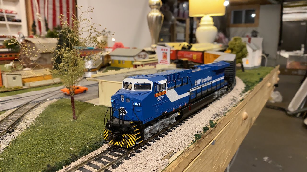 Operating Ho Scale Trains And Locomotives Live - YouTube