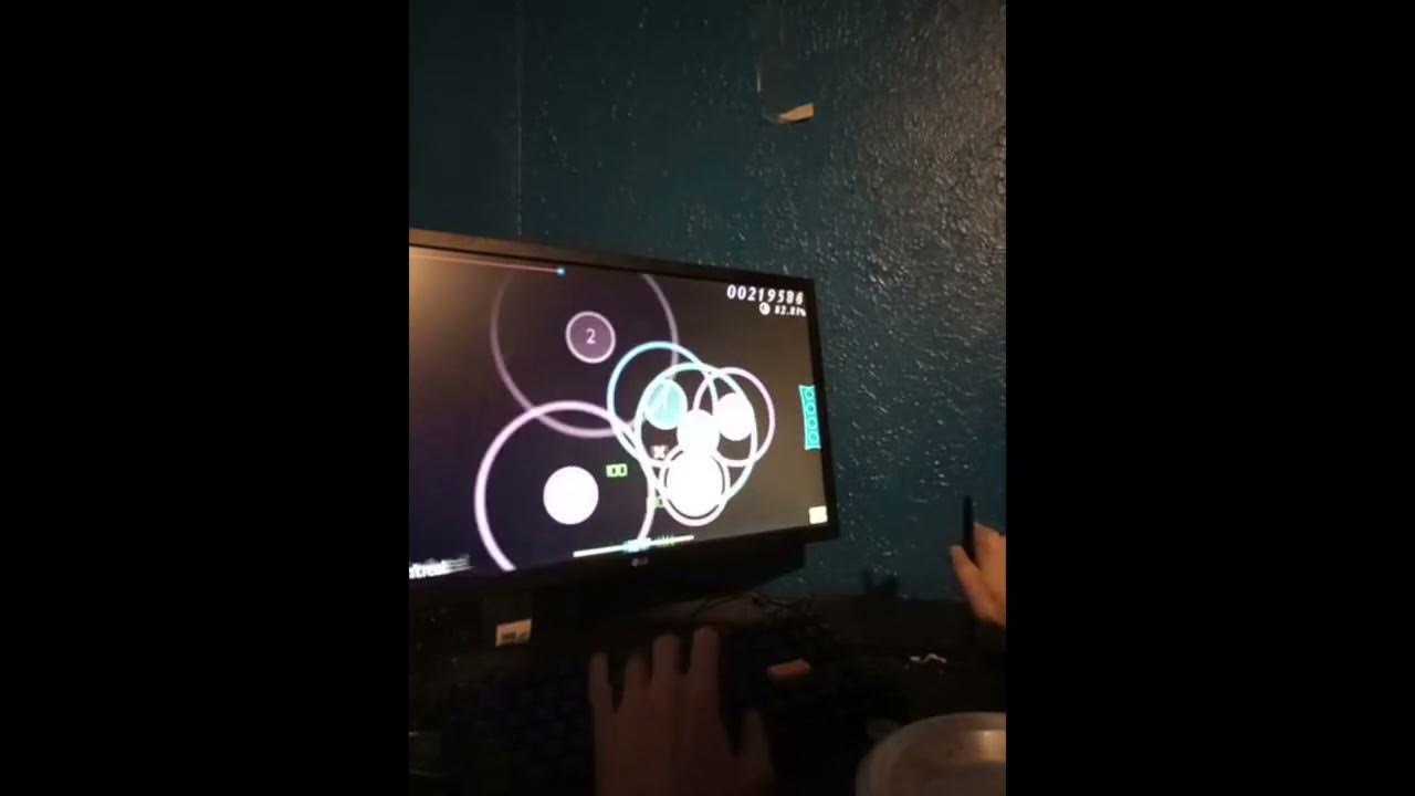 catchit ezht with my shitty "webcam" (phone) - YouTube